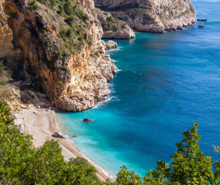 Conoce todo lo necesario sobre la Cala Moraig de Benitatxell